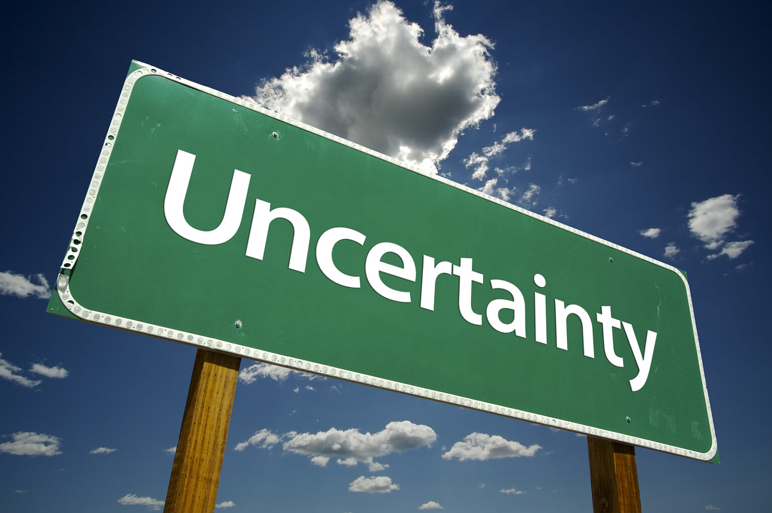 The Antidote to Uncertainty: Using Hard Trends to Predict the Future - Daniel Burrus